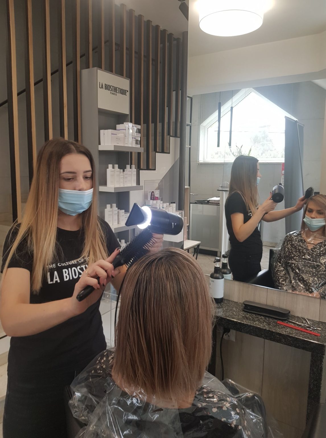 Marzena Sarna — Salon Fryzjerski